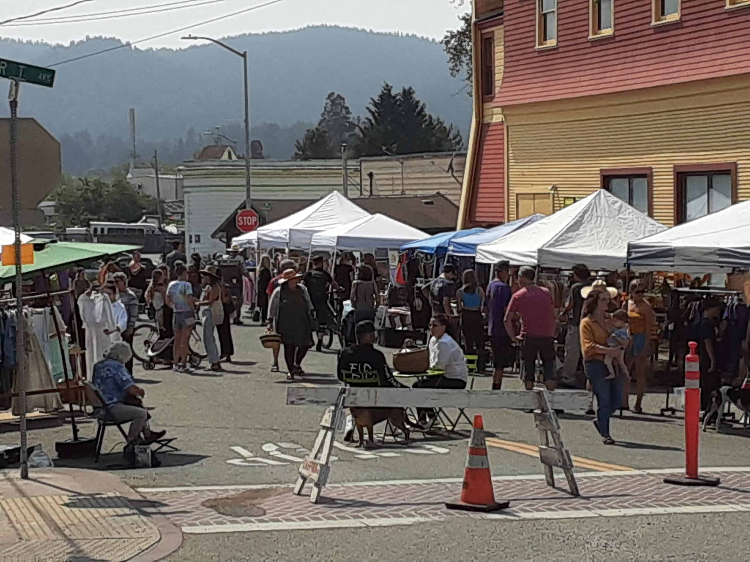 Blue Lake Sunday Markets - Blue Lake Chamber of Commerce